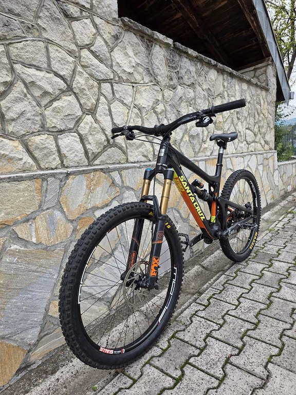 SANTA CRUZ NOMAD CC