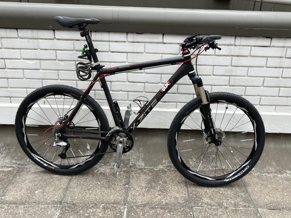 X-zite 1327 - XT oprema - XL ram - 26" točak