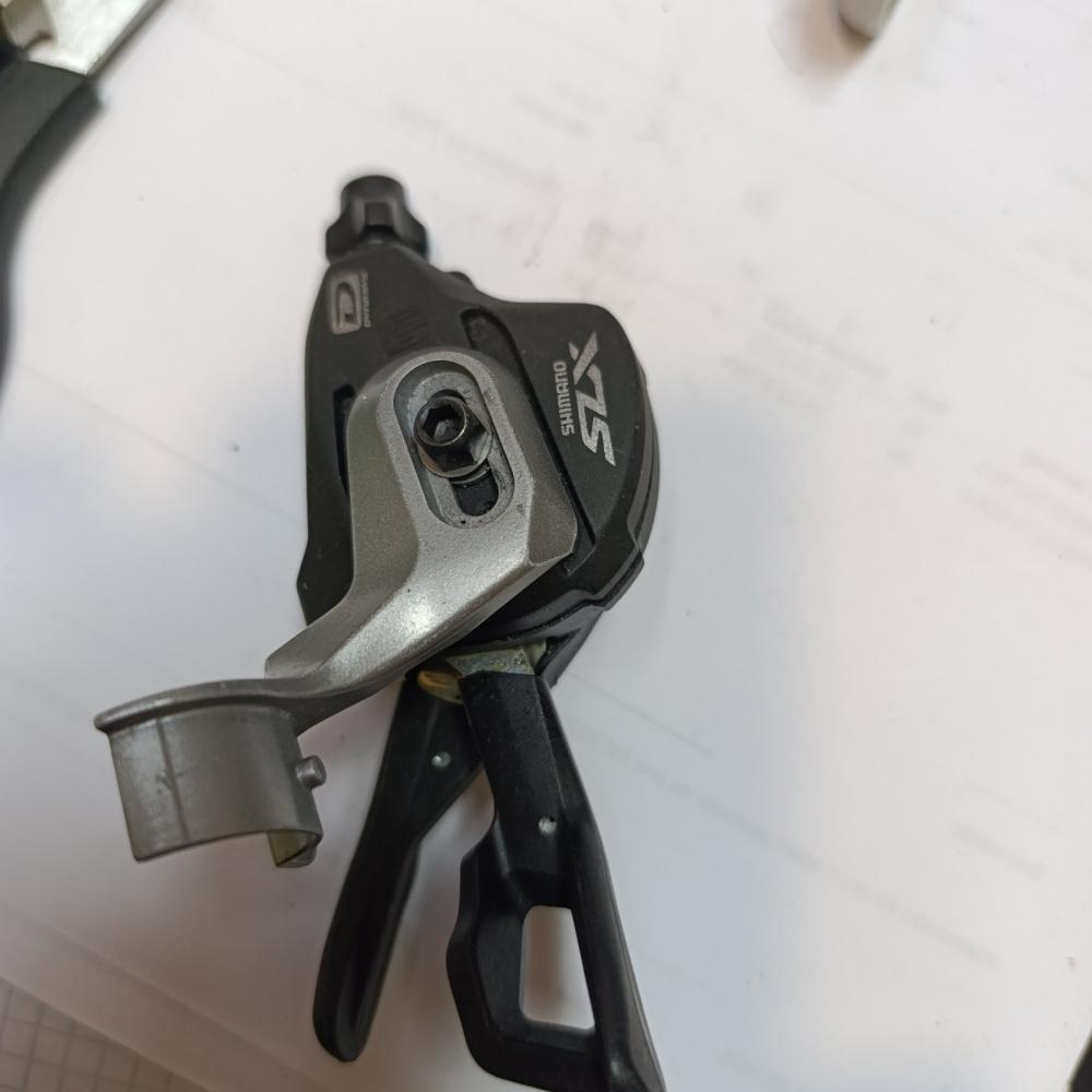 Rucica menjaca M7000 desna 10b