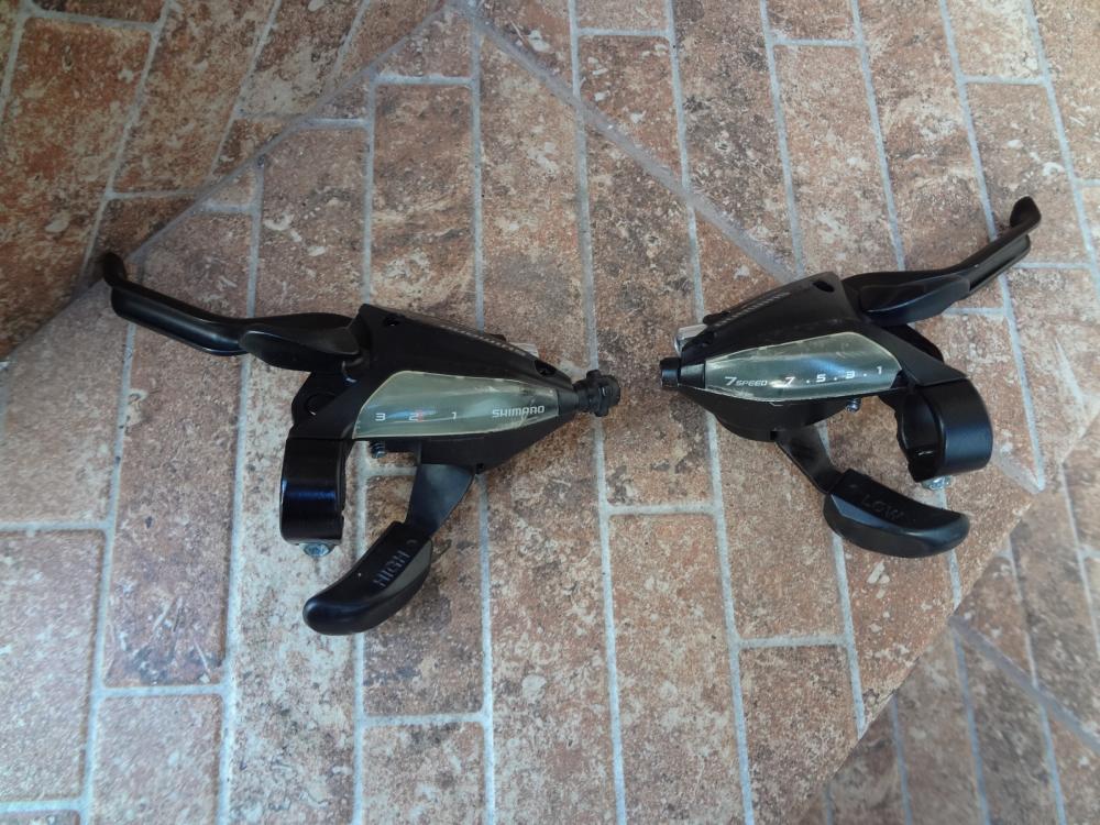 Menjači-integrisani "Shimano ST-EF500" 3x7