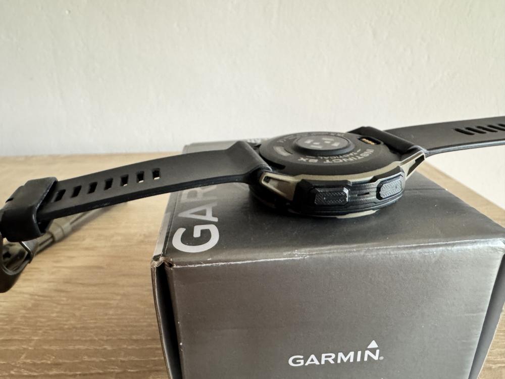 Garmin Instinct 2x solar tactical