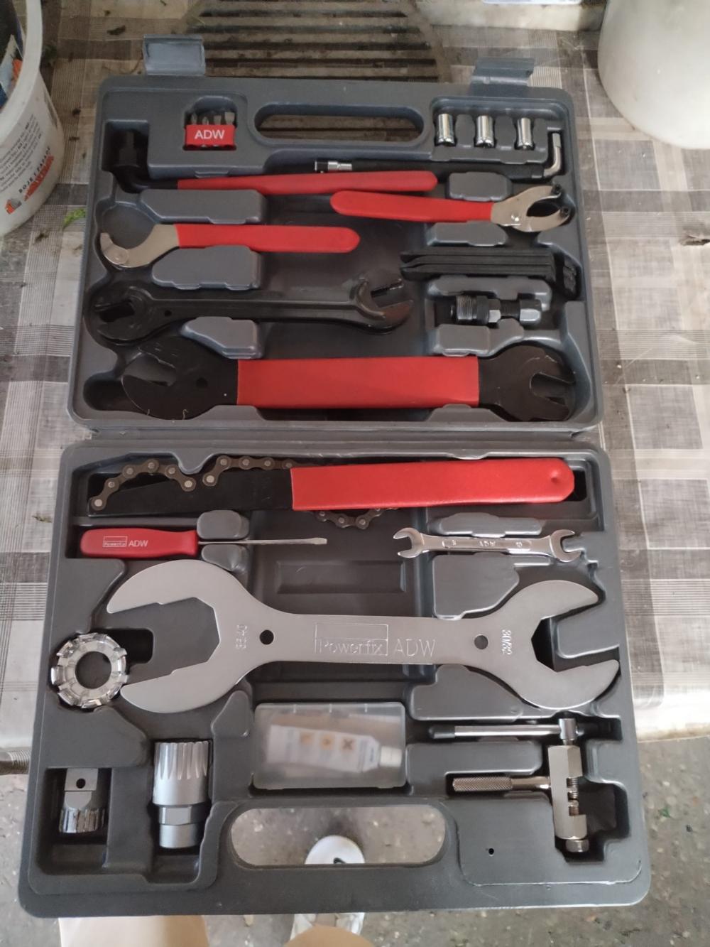Powerfix nov novcati alat za servisiranje