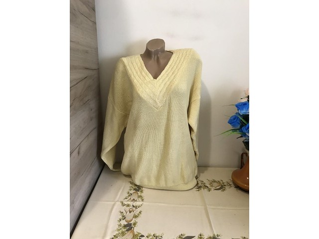 Zuti dzemper pletenice na ve izrezu L/XL