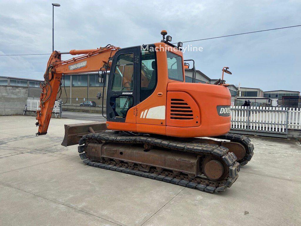 Doosan DX 140LCR-3 bager guseničar