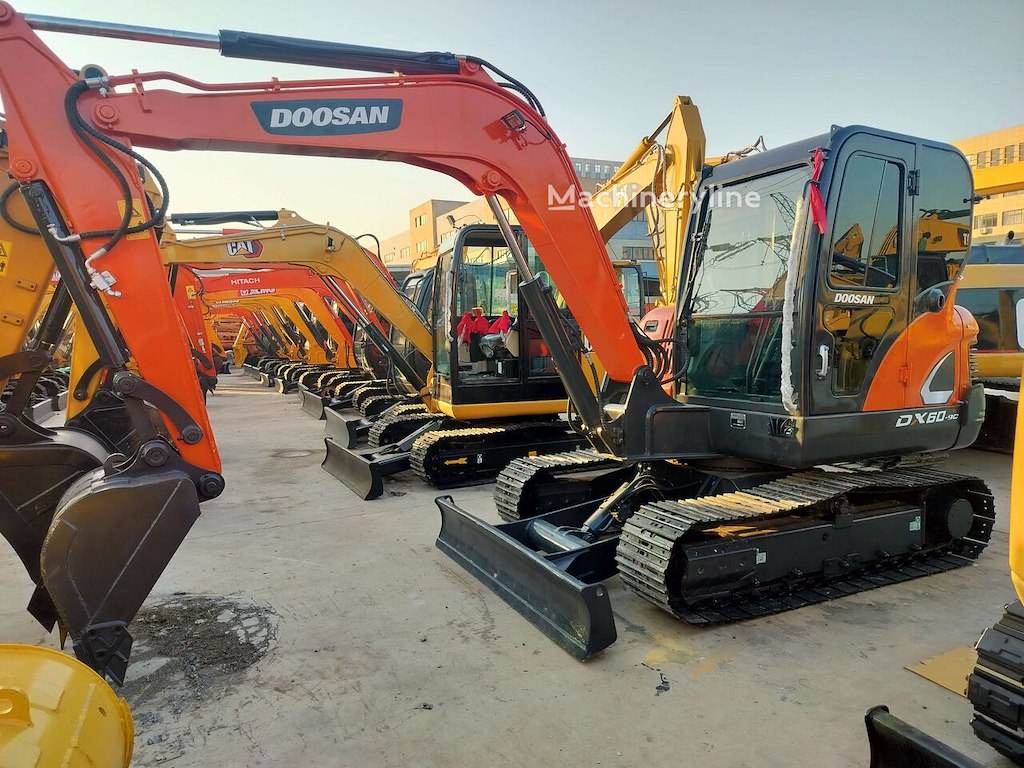 Doosan DX60-9 mini bager