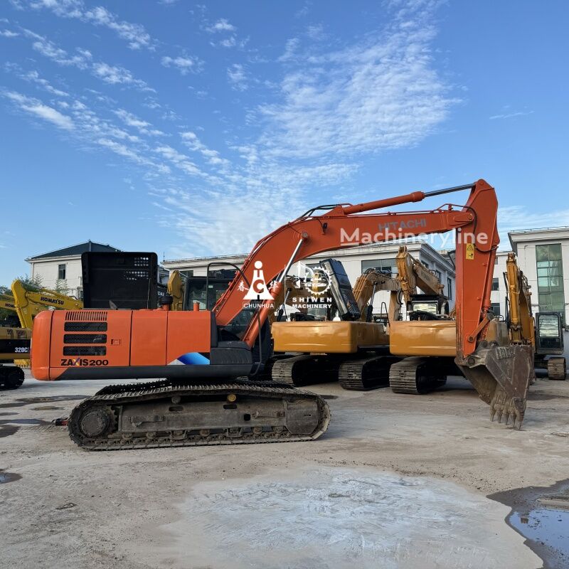 Hitachi ZX200 bager guseničar