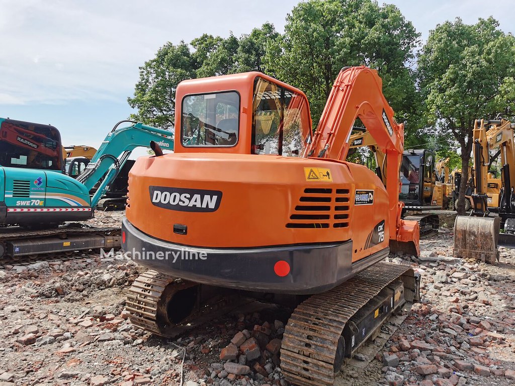 Doosan DX75 midi bager