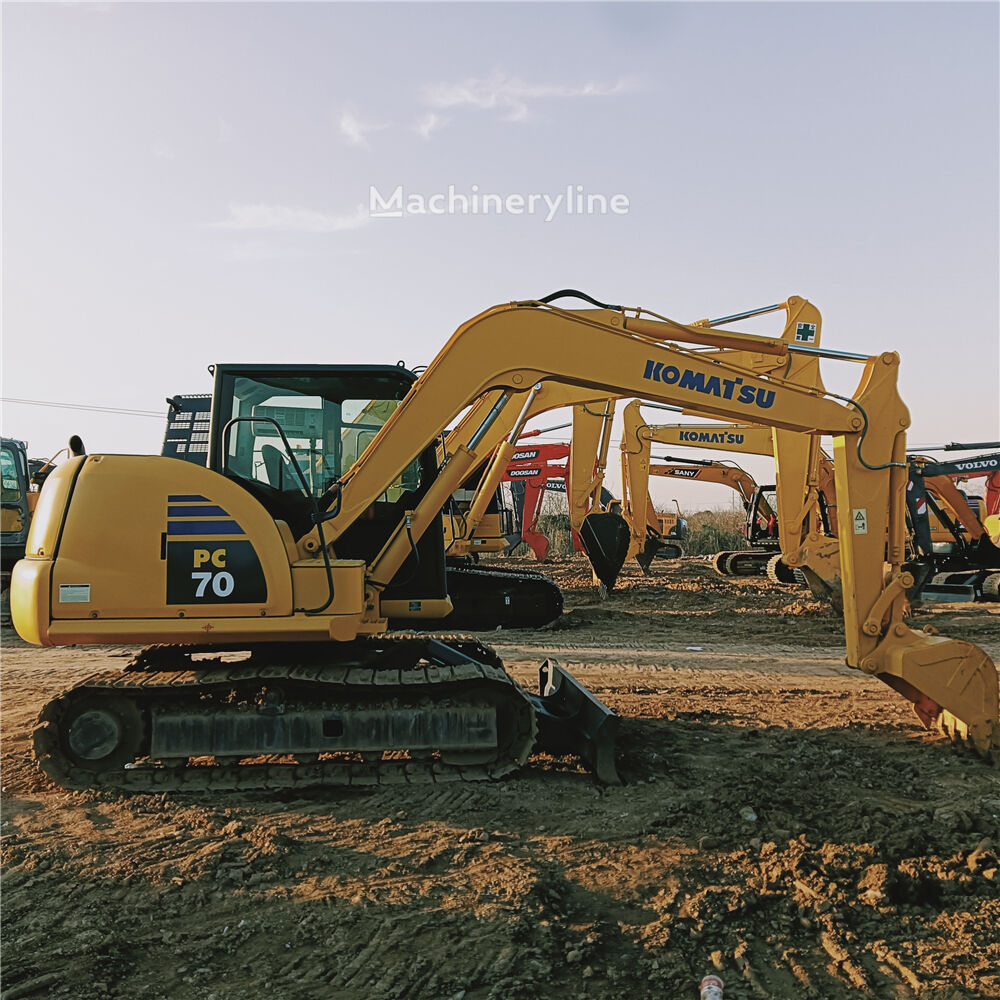 Komatsu PC70 midi bager