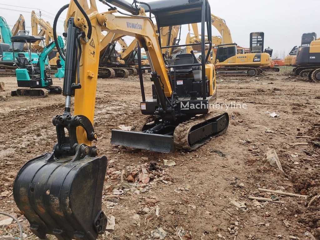 Komatsu PC18 mini bager