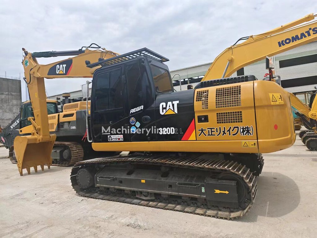 Caterpillar 320D bager guseničar