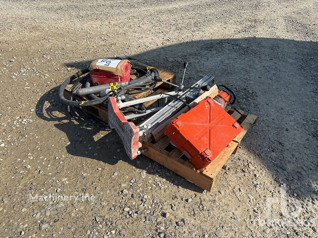 Prodaje se Husqvarna Qty of Equipment alat za dijamantno bušenje na aukciji