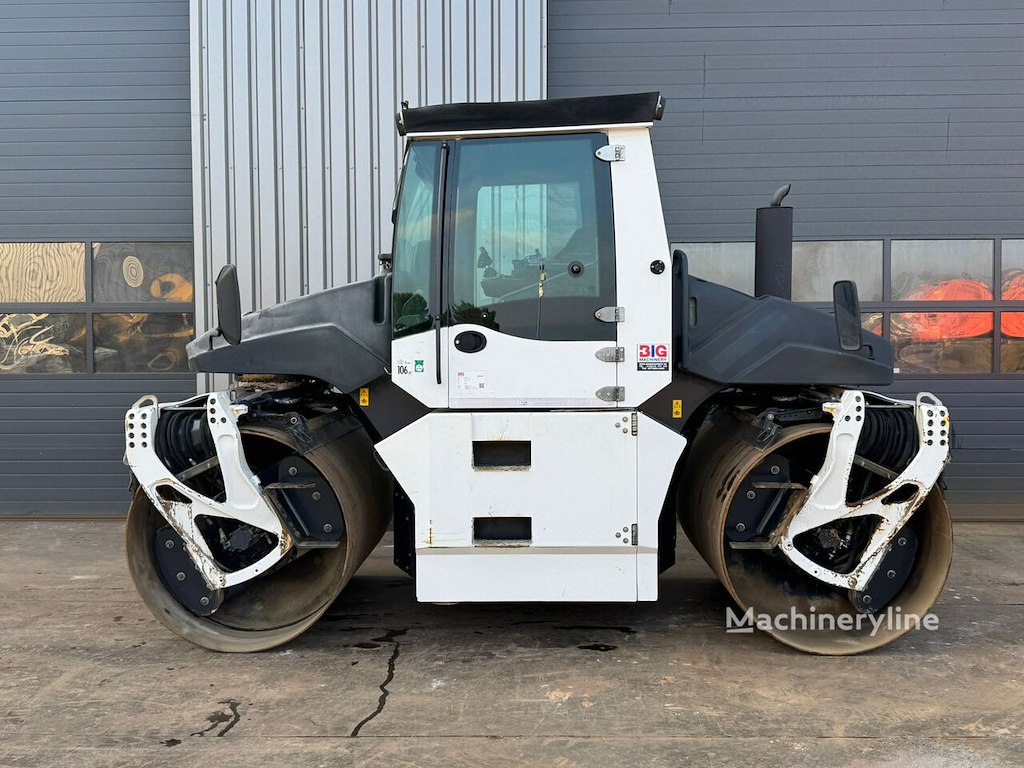 BOMAG BW174 AP-4 AM valjak za asfalt