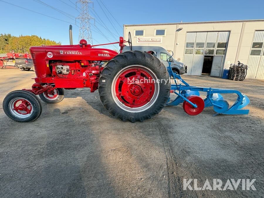 Prodaje se Farmall EMD 50 vibro ploču na aukciji