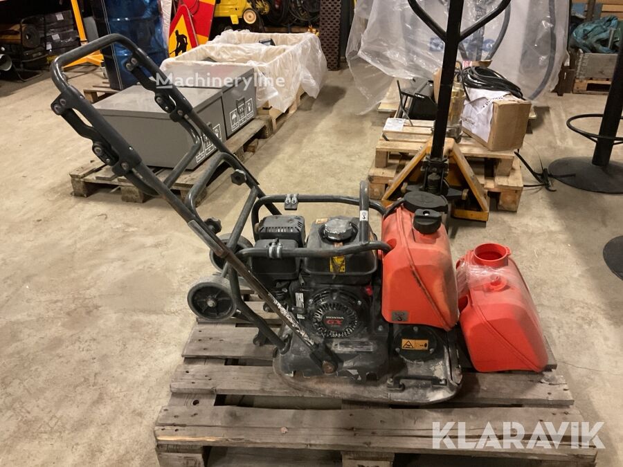 Prodaje se Husqvarna LF 75 vibro ploču na aukciji