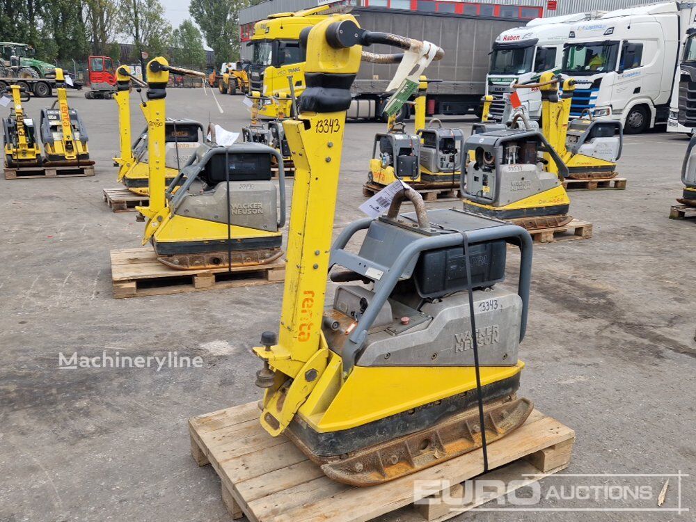 Prodaje se Wacker Neuson DPU5545HE vibro ploču na aukciji