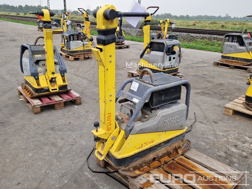 Prodaje se Wacker Neuson DPU5545HE vibro ploču na aukciji