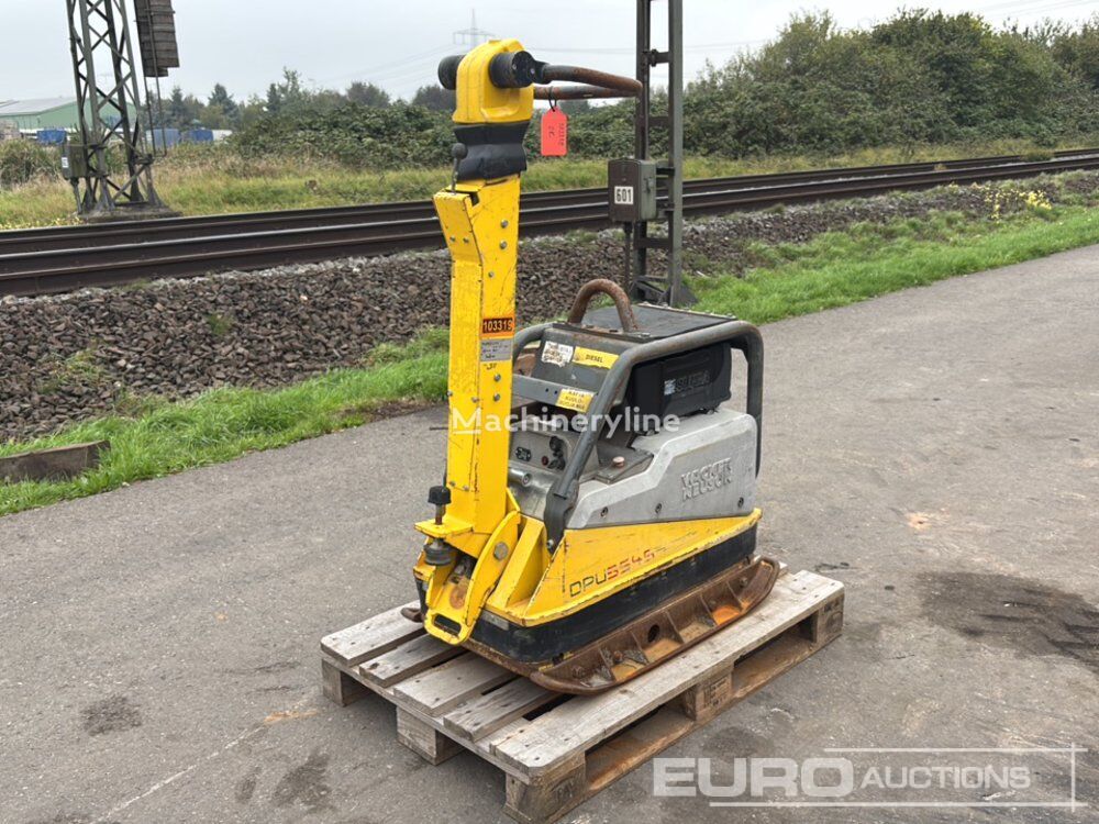 Prodaje se Wacker Neuson DPU5545HE vibro ploču na aukciji