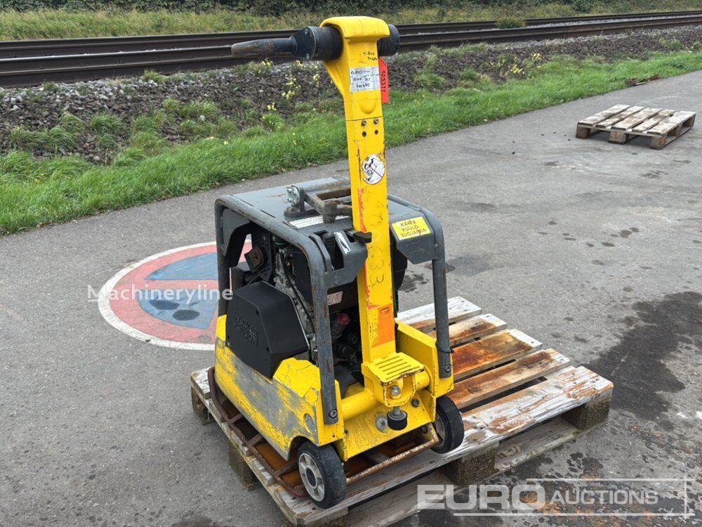 Prodaje se Wacker Neuson DPU3050HE vibro ploču na aukciji