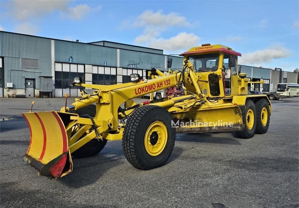 Lokomo AH 132 C grejder