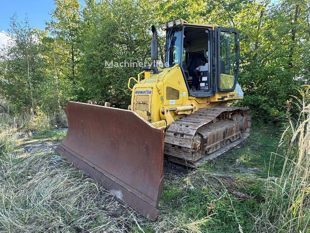 Komatsu D51EX-22 buldožer