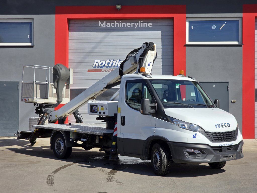 IVECO Daily / Oil&Steel Scorpion1812 auto dizalica s korpom