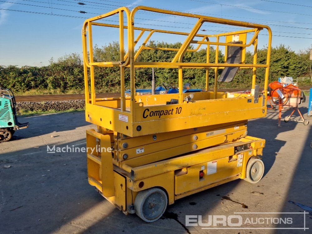 Prodaje se Haulotte Compact 10 hidrauličnu zglobnu platformu na aukciji