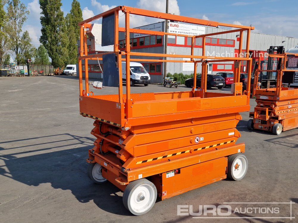 Prodaje se Skyjack SJ111-4626 hidrauličnu zglobnu platformu na aukciji