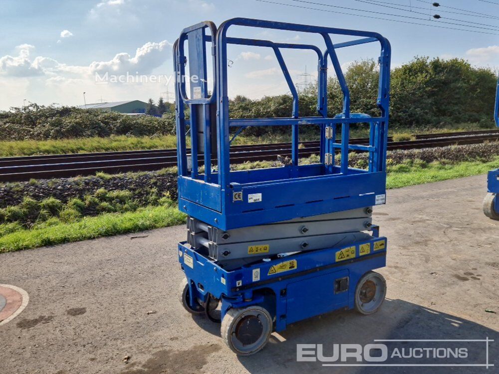 Prodaje se 1330 Electric Scissor Lift hidrauličnu zglobnu platformu na aukciji