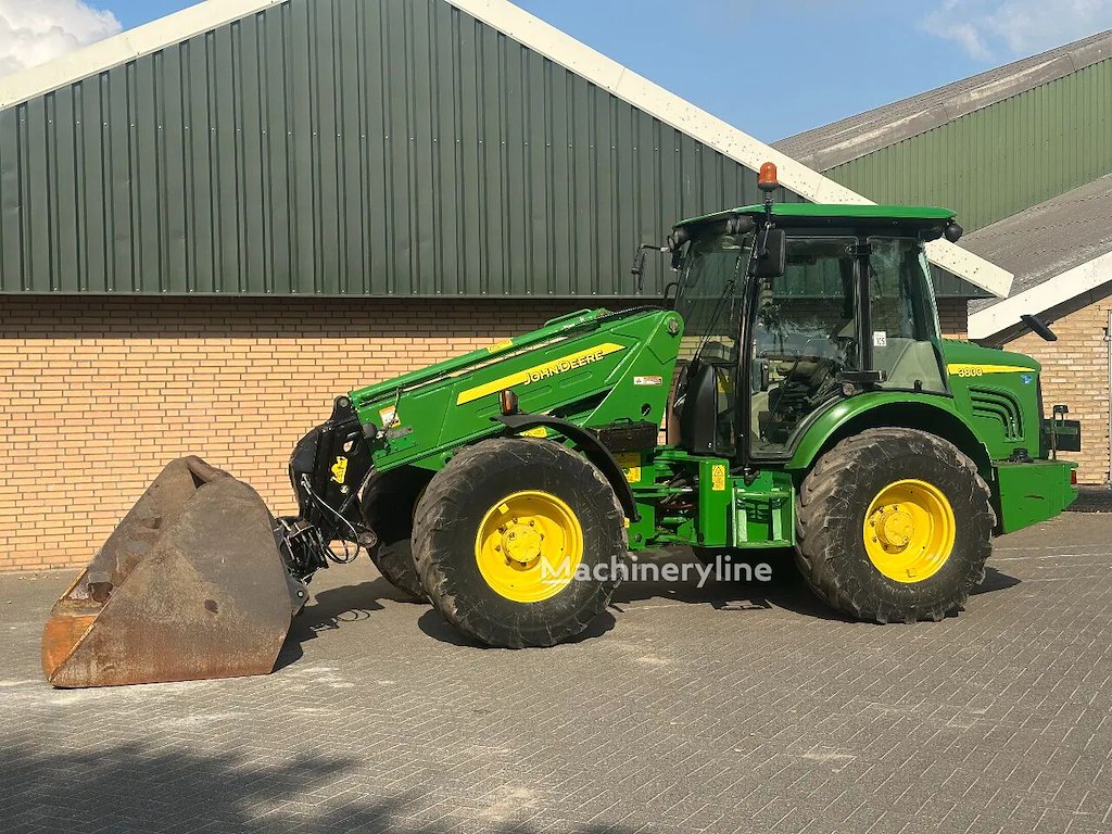 John Deere 3800 prednji utovarivač