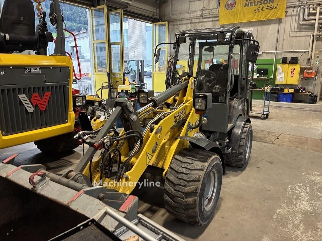 Wacker Neuson WL 28 THALER 2238S schaffer kramer 32 30 25 1370 1390 RL prednji utovarivač