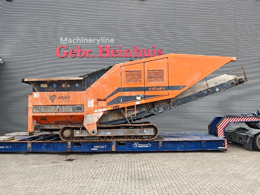 Arjes VZ 950 DK Titan druga građevinska mašina