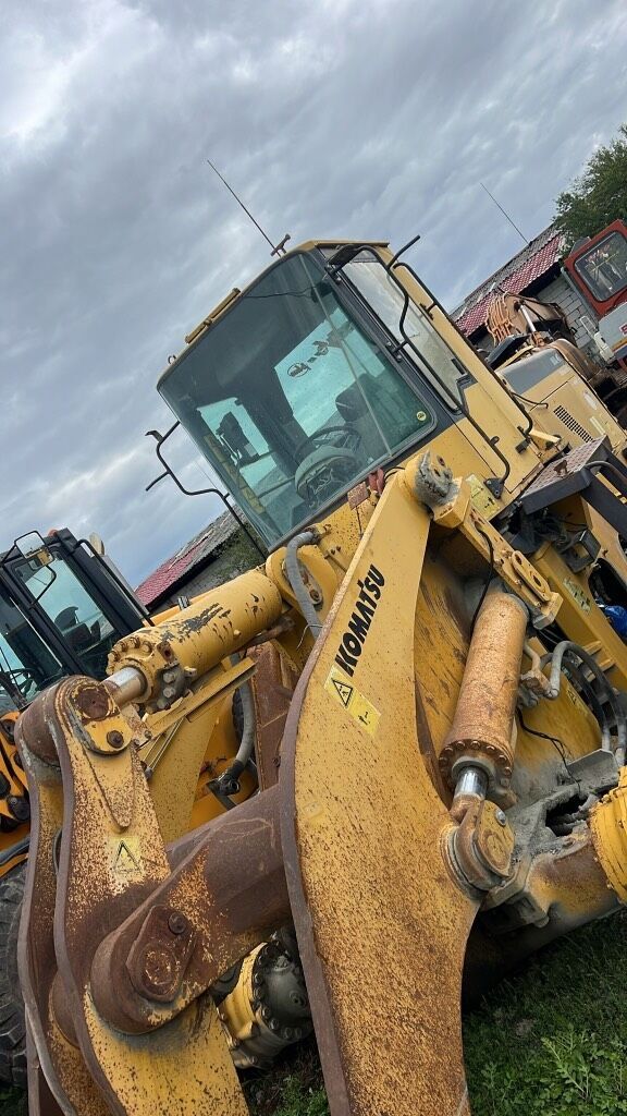 Drugi rezervni deo kočionog sistema za Komatsu WA 470-3H prednjeg utovarivača