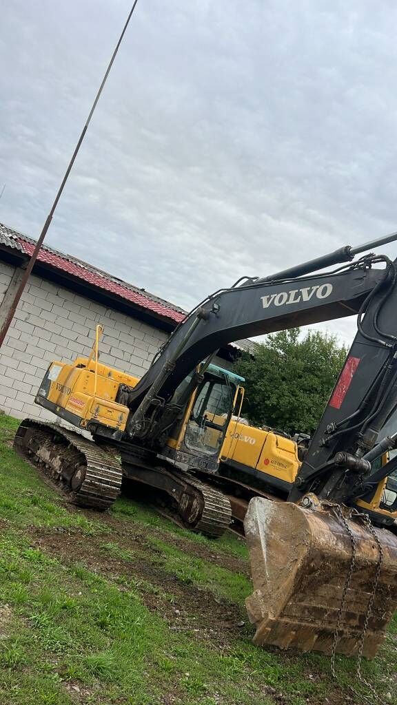 Radijator za hlađenje motora za Volvo 210BNLC bagera
