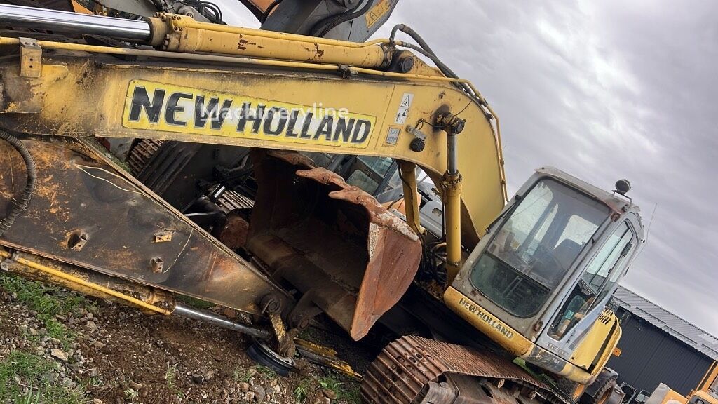 Drugi rezervni deo za elektriku za New Holland E 215 B bagera