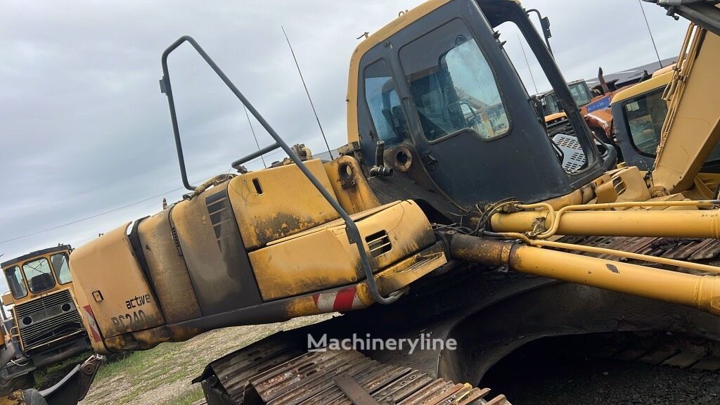 Kabina za Komatsu PC 240 NLC bagera