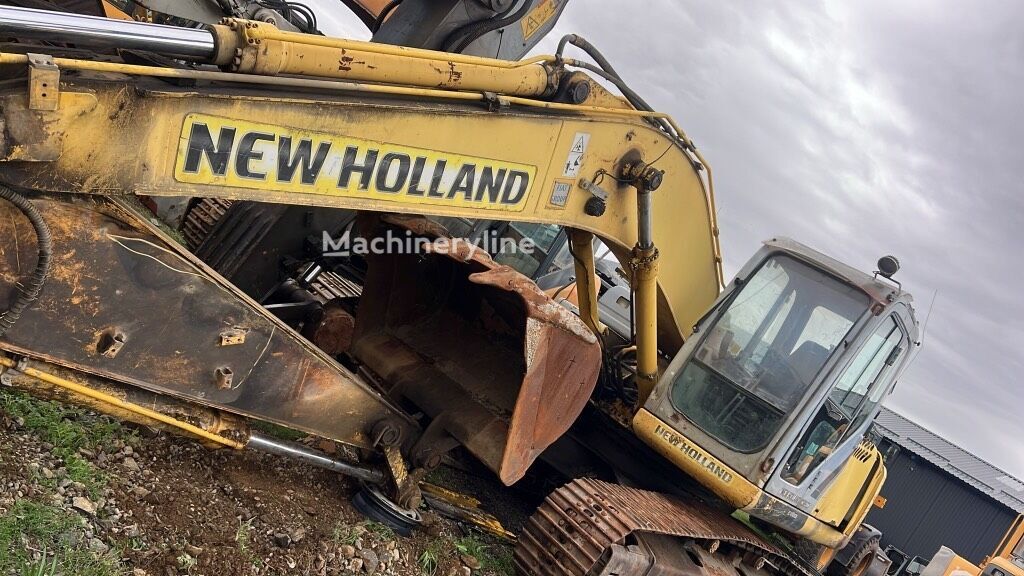 Hidraulični cilindar za New Holland E 215 B bagera
