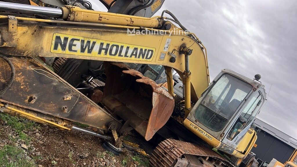 Hidraulični cilindar za New Holland E 215 B bagera
