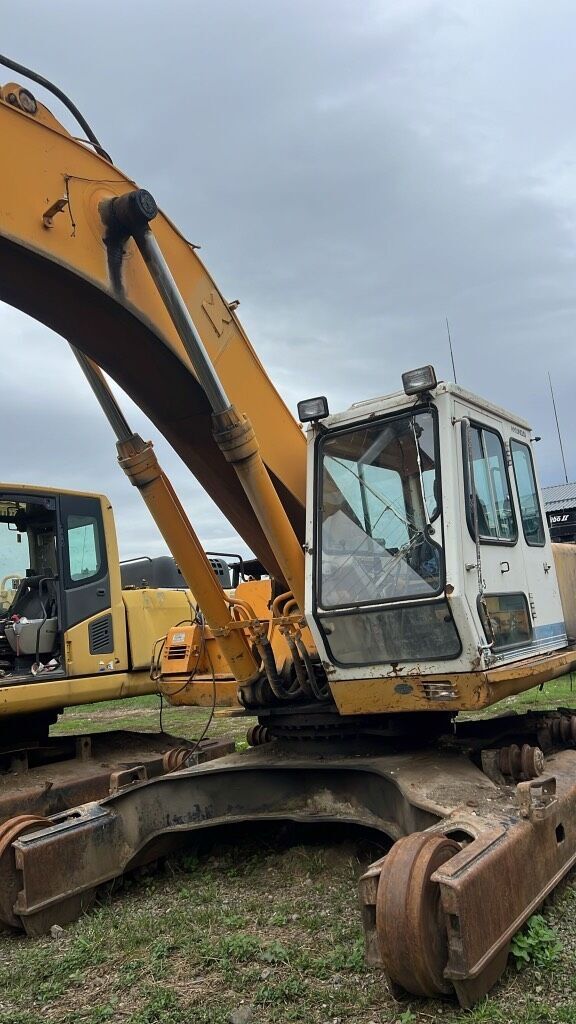 Osovina za Hitachi Robex 320 LC bagera po rezervnim delovima