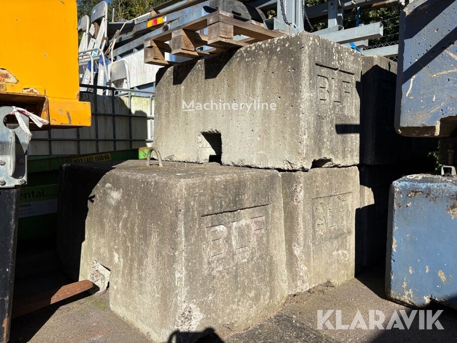 Prodaje se BLF 7st hidraulični čekić na aukciji