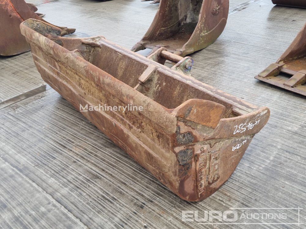 Prodaje se 72" Ditching Bucket 65mm Pin to suit 13 Ton Excavator kašiku za bager na aukciji