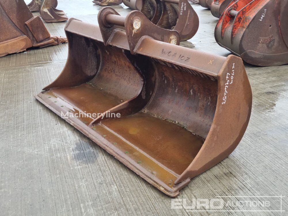 Prodaje se 82" Ditching Bucket 80mm Pin to suit 20 Ton Excavator kašiku za bager na aukciji