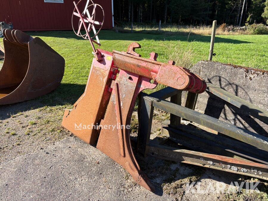 Prodaje se Kabelplog RF med fäste B20 hidraulični čekić na aukciji