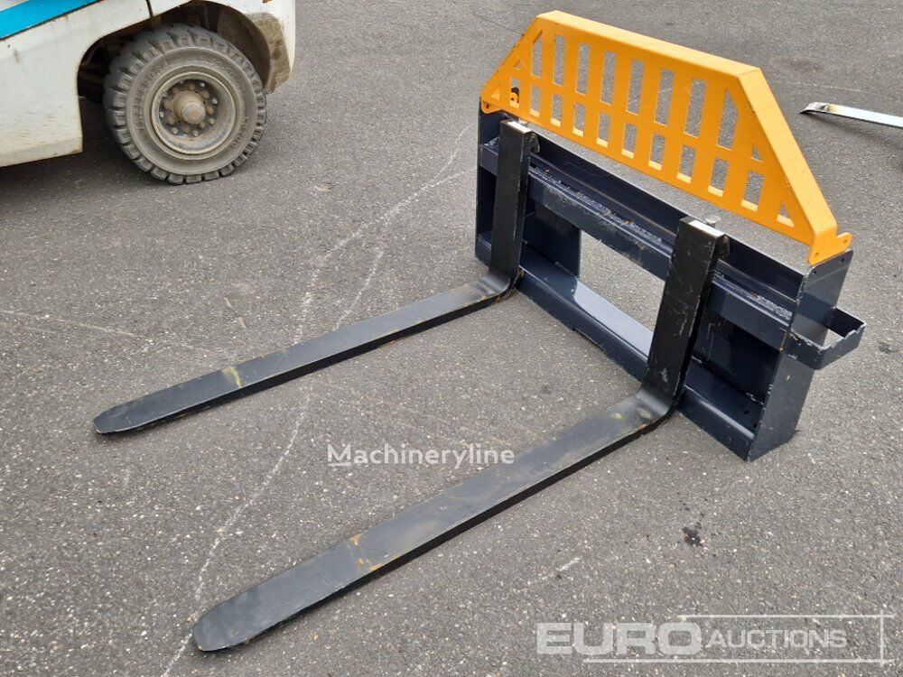 Prodaje se Pallet Fork to suit Skidsteer kašiku za prednje utovarivač na aukciji