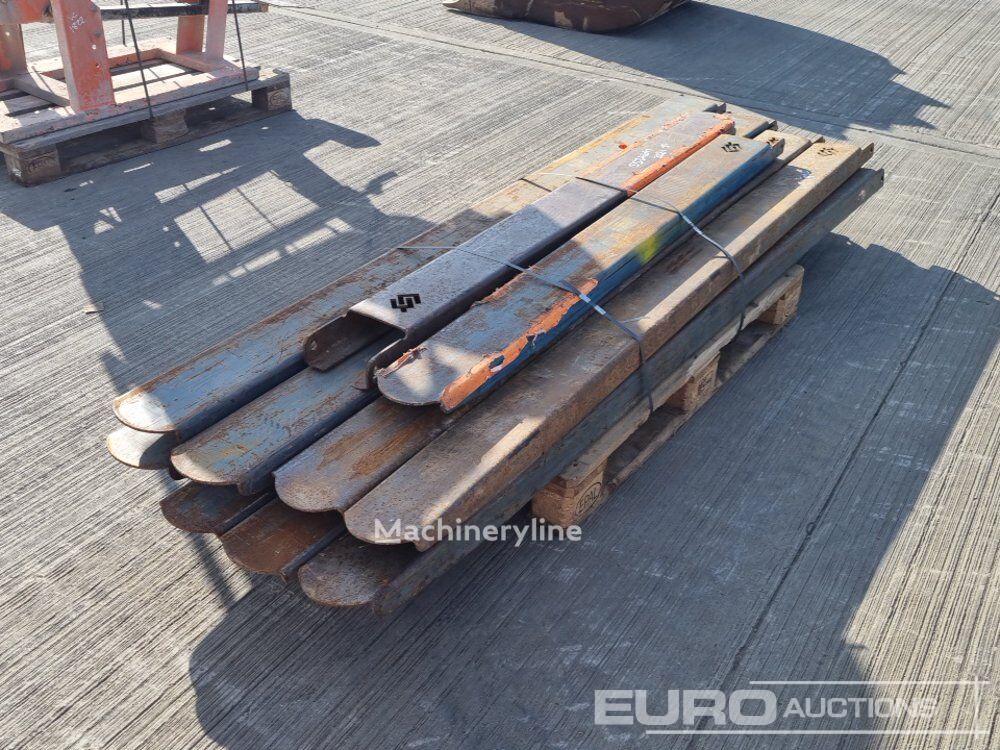 Prodaje se Pallet of Fork Extensions kašiku za prednje utovarivač na aukciji