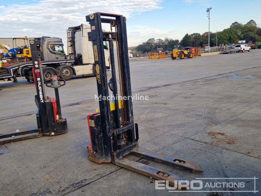 Prodaje se EP Equipment ES10-10ES kašiku za prednje utovarivač na aukciji