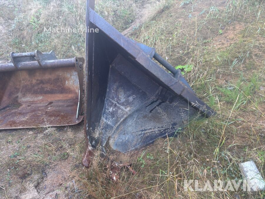 Prodaje se Dikesskopa S60 kašiku za prednje utovarivač na aukciji