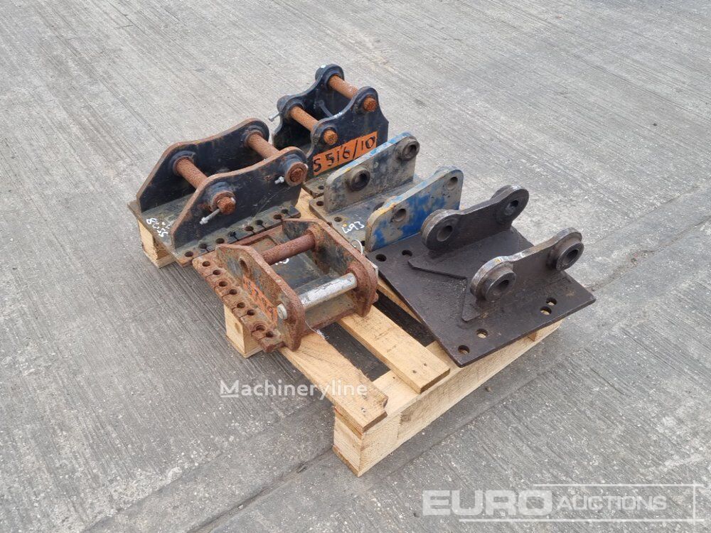 Prodaje se Headstock 30-35mm Pin to suit Mini Excavator (5 of) hidraulični čekić na aukciji