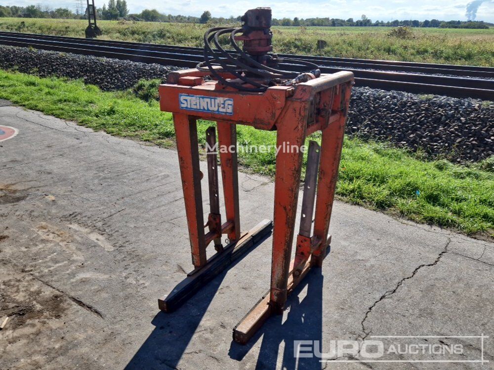 Prodaje se Kinshofer 2000 Kinshofer Stone Grapple to suit Crane grajfer na aukciji