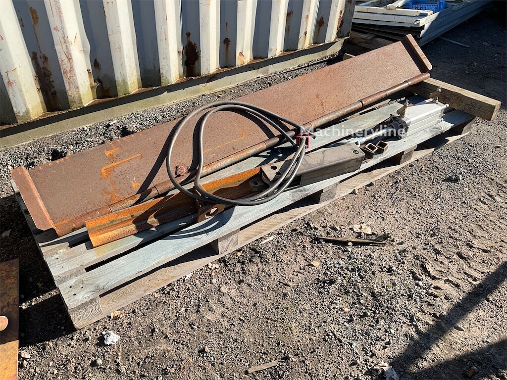 Prodaje se CMT Verdichtung Messtechnik kašiku za gradiranje na aukciji