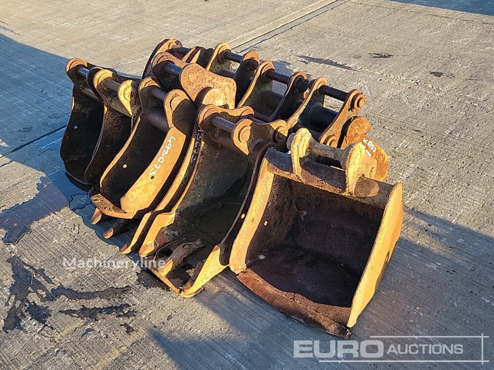 Prodaje se 18", 12", 12", 12", 12", 12", 10", 10", 10" Digging, 12" Scoop B kašiku za bager na aukciji